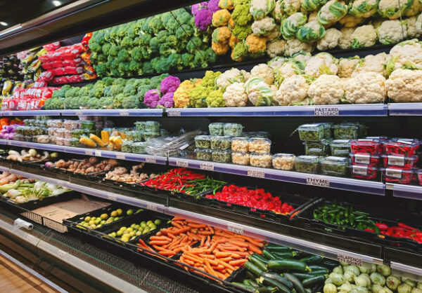 25 Creative Retail Display Ideas to Increase Foot Traffic