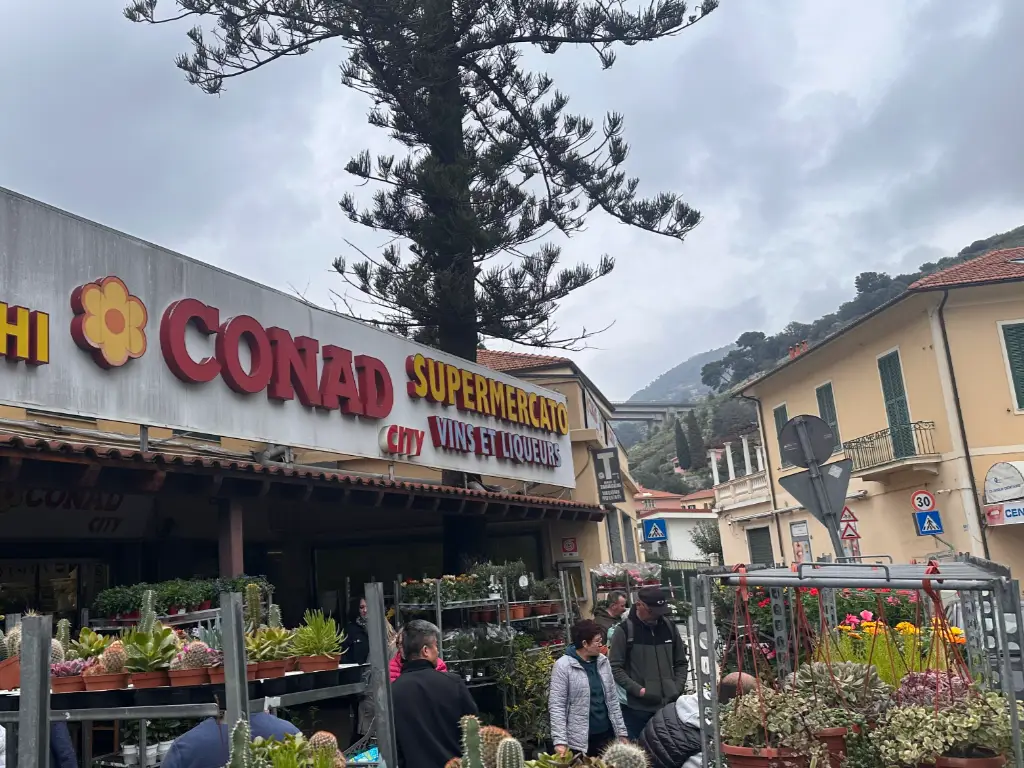 Customer Case-Conad Supermarket in Italy - zhsunyco